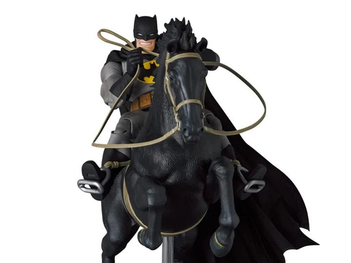 Batman: The Dark Knight Returns MAFEX No.205 Batman & Horse – Mike's ...